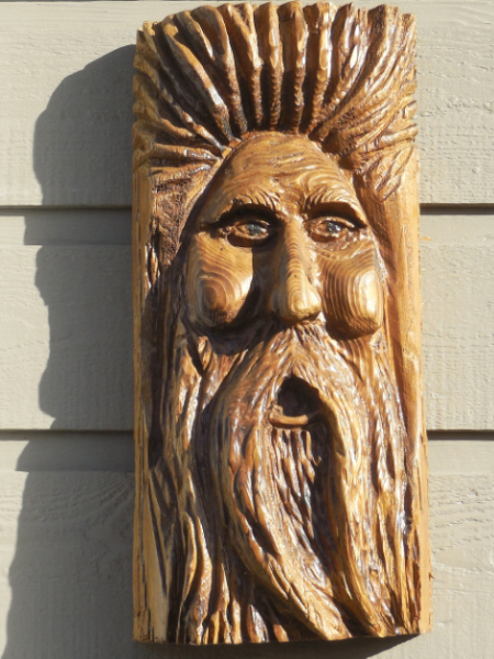 CARVING IN WOOD – Vern Dombrowski